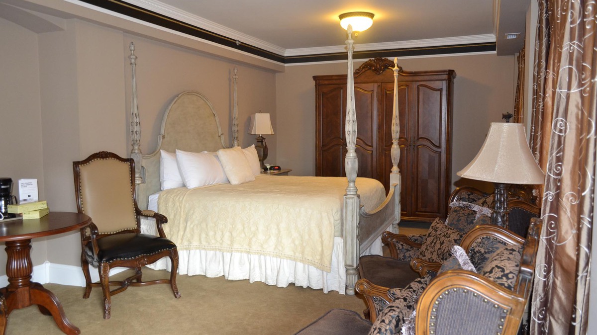 Executive Studio | Grant Hall Hotel